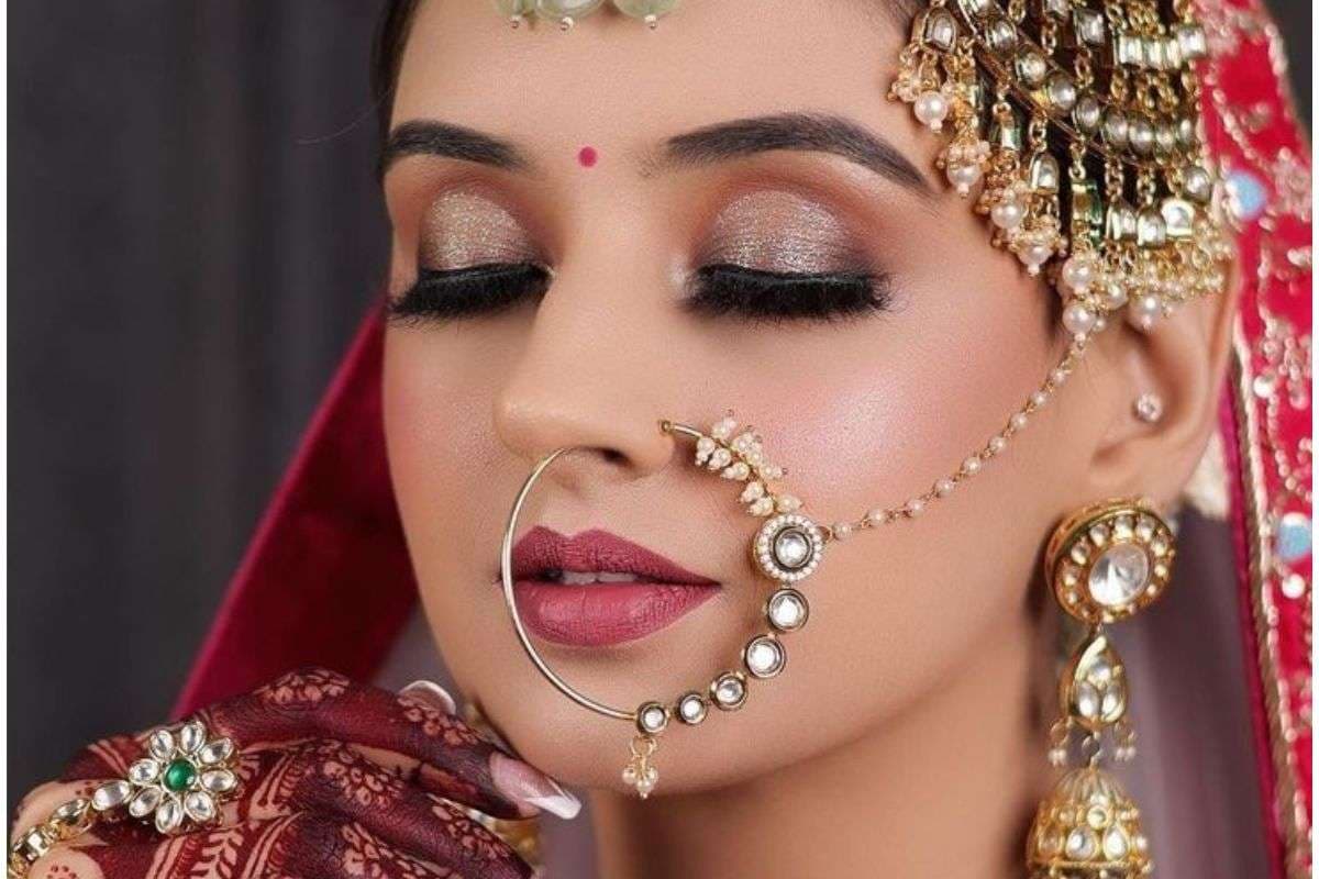 Latest Gold Pahadi Nath Design: लेटेस्ट गोल्ड पहाड़ी नथ डिजाइन्स,जो हर ...