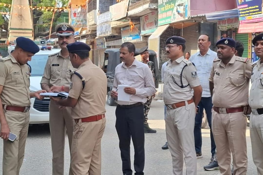 Gaya News: गुरुआ लूटकांड : आईजी विकास वैभव व्यवसायियों से मिले ...