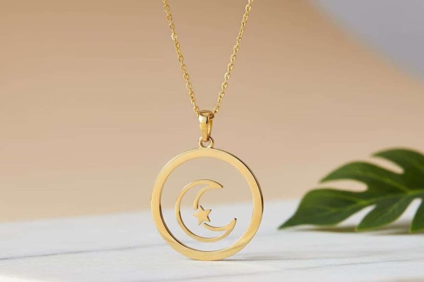 Latest Locket Trending Design: इस धनतेरस अपने परिवार को दें सोने के ...