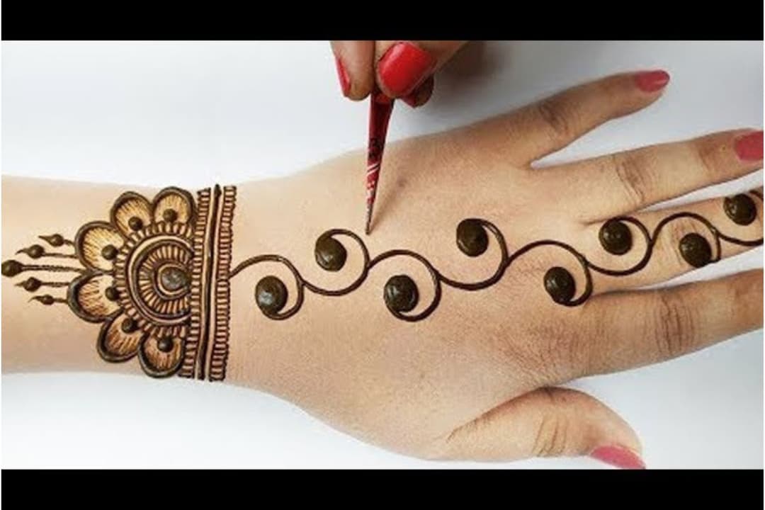 Easy Mehndi Tricks For Beginners: नहीं आती मेहंदी लगाना,इन ट्रिक्स का ...