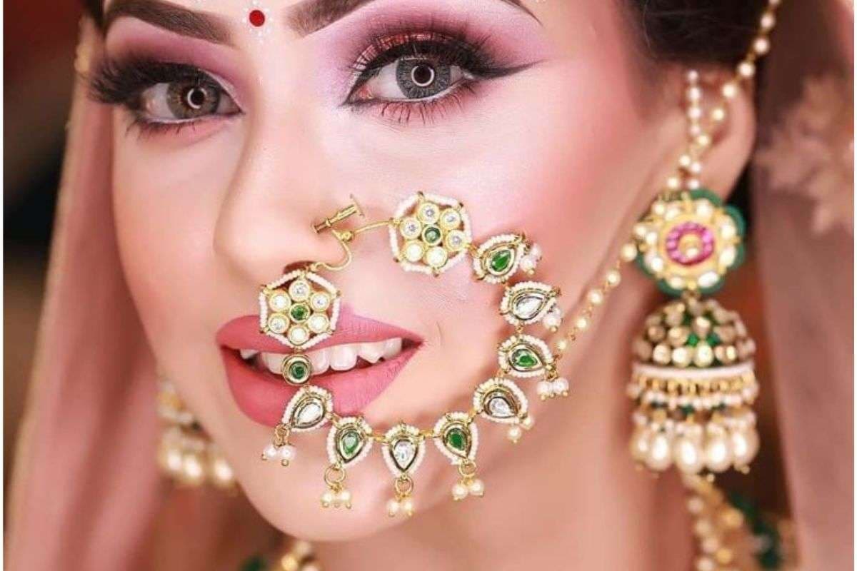 Latest Gold Pahadi Nath Design: लेटेस्ट गोल्ड पहाड़ी नथ डिजाइन्स,जो हर ...