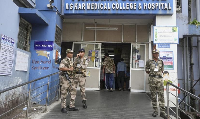 RG Kar Case: आरजी कर मामले में नया अपडेट, सीबीआइ ने दाखिल की 10वीं ...