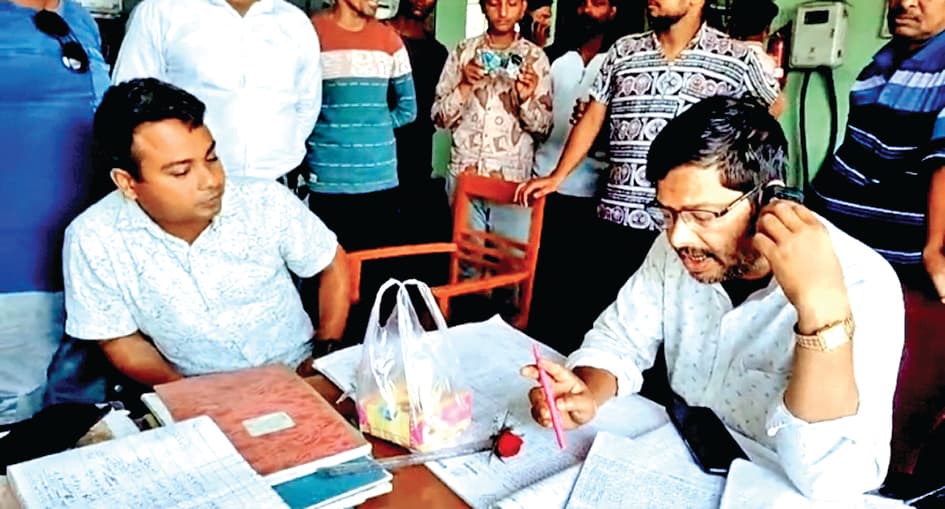 बिजली ठप होने पर ग्रामीणों ने दिखायी गांधीगीरी - Prabhat Khabar