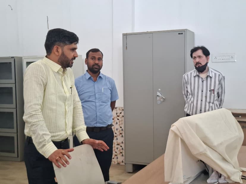 अड़चनों को दूर कर डिजिटल लाइब्रेरी शुरू करें : डीसी