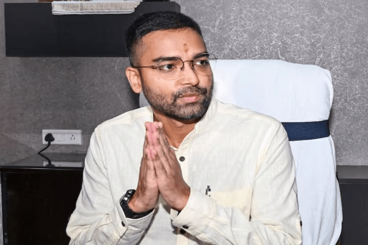 Deepak Prakash: 2019 में राजनीति में की एंट्री, अब सम्राट कैबिनेट में ...