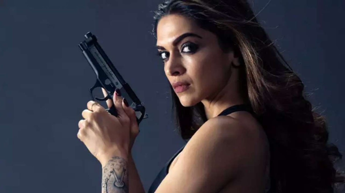 Deepika Padukone फिल्म Pathan के लिए जिम में बहा रहीं हैं पसीना, SRK के ...