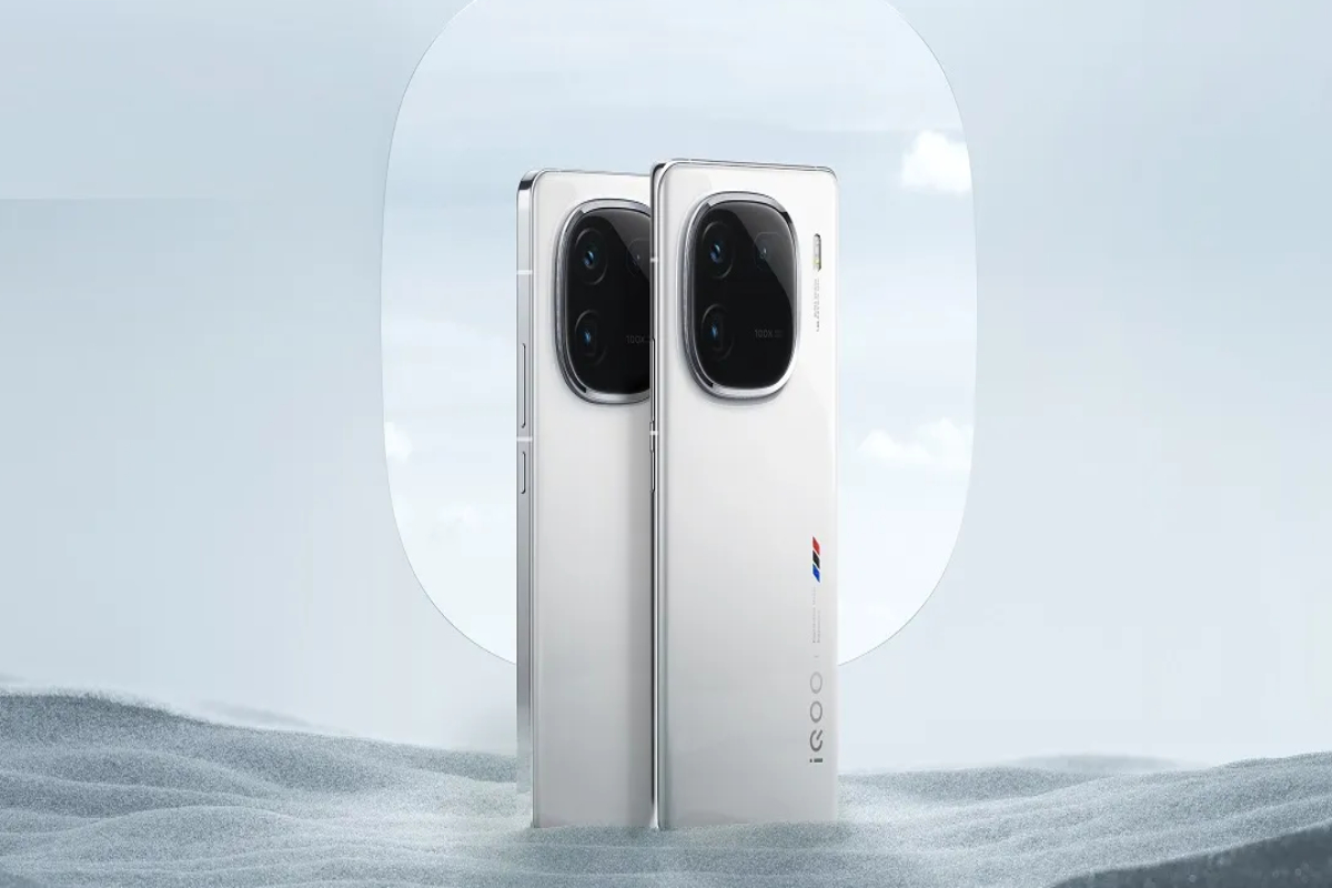 iQOO 12 5G Launched, Check Price, Features And Specs