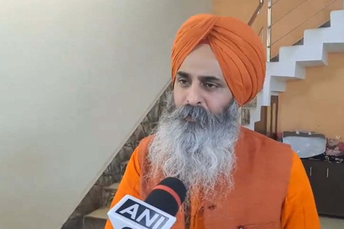 Punjab News: लुधियाना में शिवसेना नेता के घर पर पेट्रोल बम से हमला