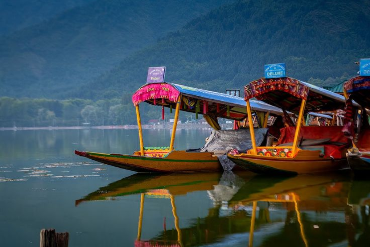 Uber Launches Water Transport Service on Dal lake: श्रीनगर की डल झील पर ...